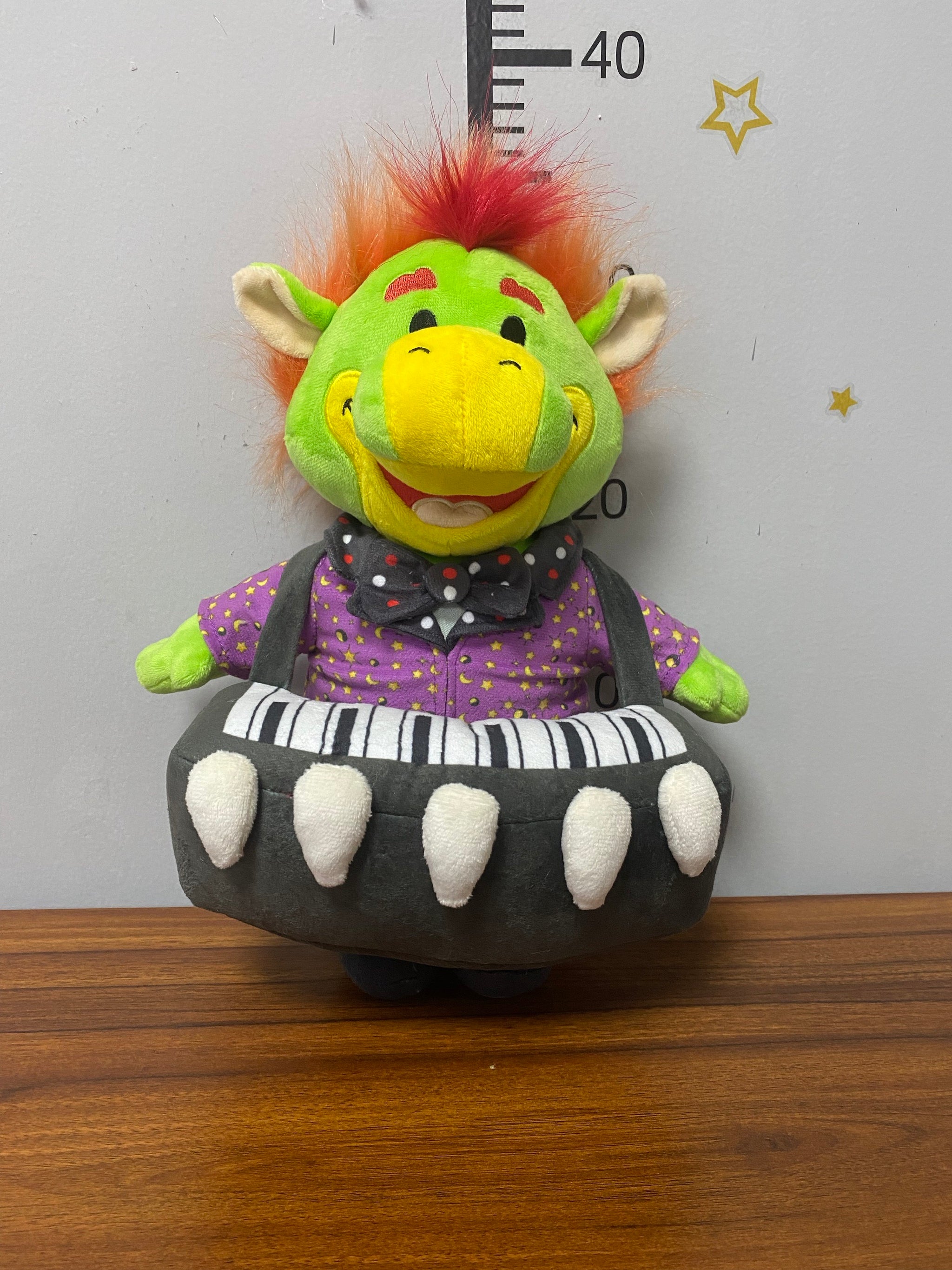 Intergalactic Lounge Singer Plush – Carousel of Products